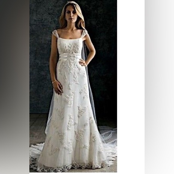 Oleg Cassini | Dresses | Oleg Cassini Collection Davids Bridal Ivory ...